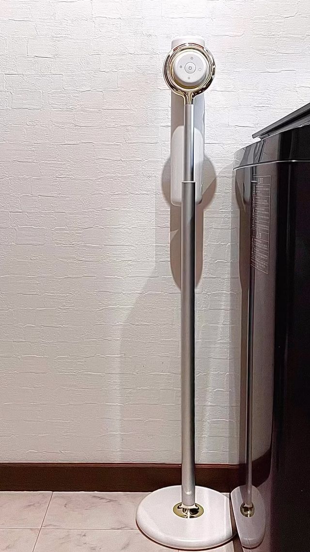 QUADS クワッズ ハンズフリースタンドヘアドライヤー BISARA ビサラ ミルキーホワイト マイナスイオン ダブル送風 温風 冷風 温度5段階 風量3段階 リモコン付き 高さ調節 ヘアケア